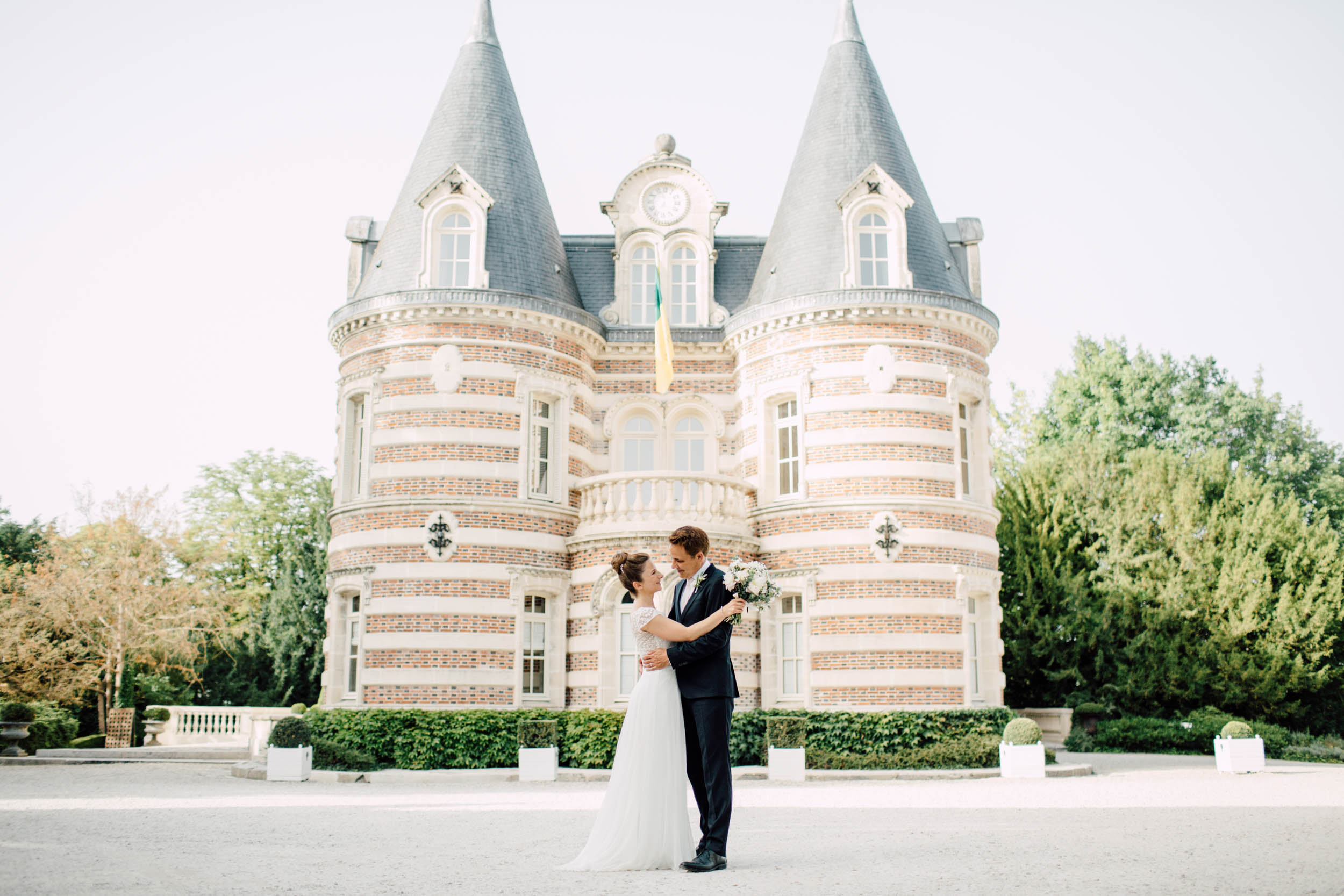 Wedding at the Chateau of Champagne - Cottonwood Studios